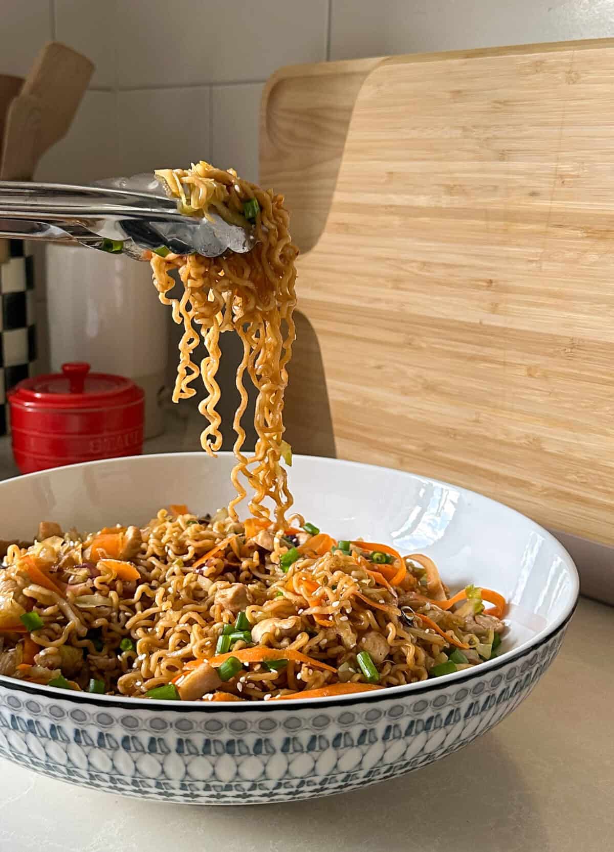 Chicken Chow Mein Recipe - Sammy Montgoms