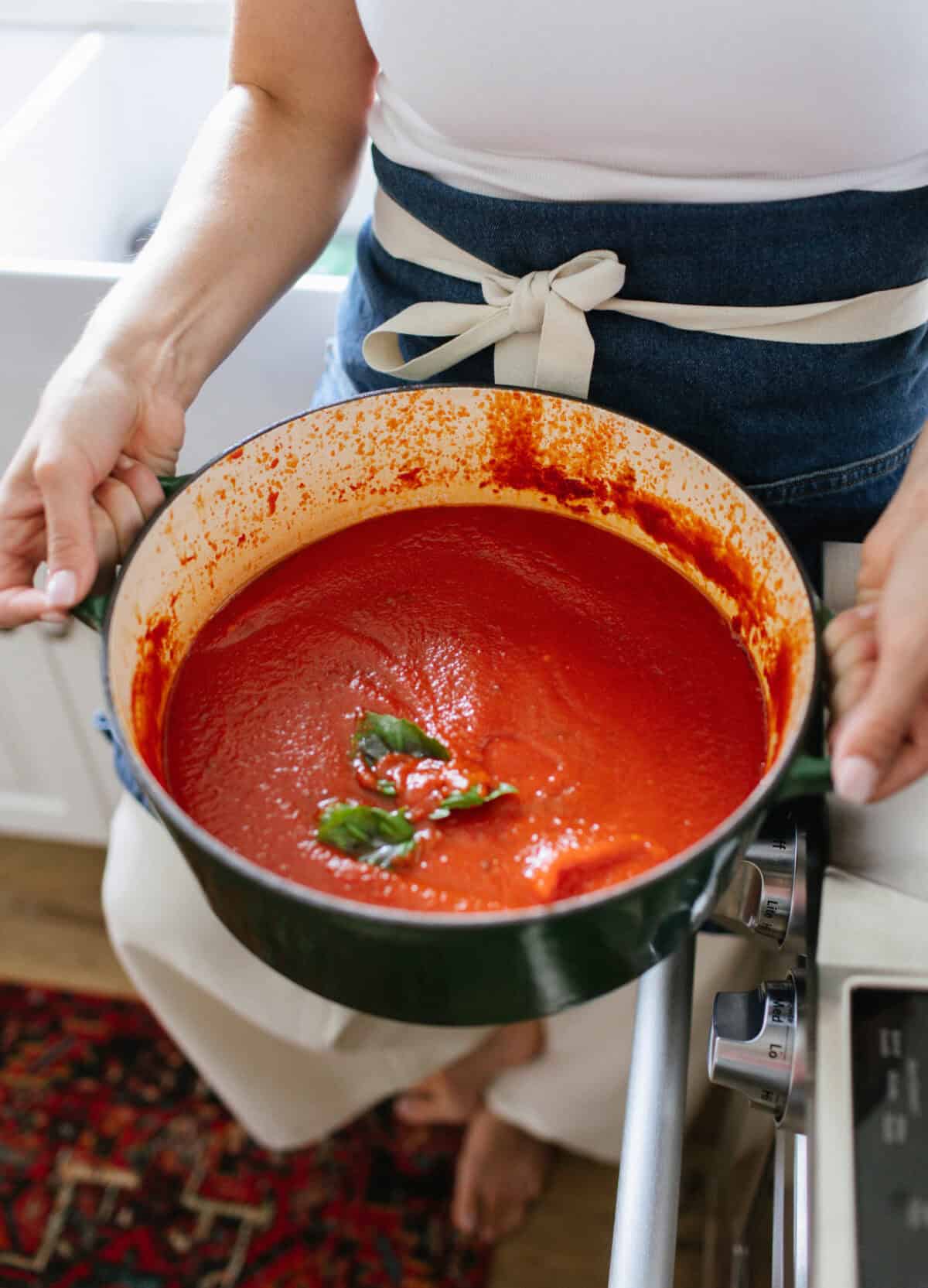 Homemade Tomato Sauce - Sammy Montgoms