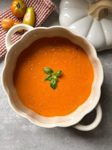 Simple and Realistic Everyday Recipes - Sammy Montgoms