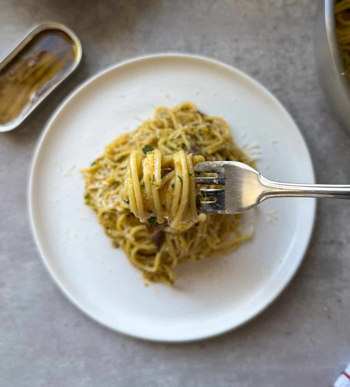 Anchovy Pasta - Sammy Montgoms
