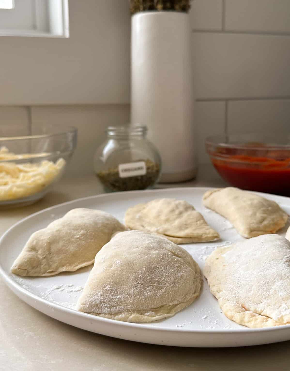 Mini Calzones (Panzerotti) - Sammy Montgoms