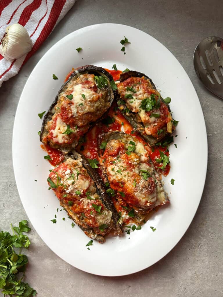 Stuffed Onions (Onion Dolma) - Sammy Montgoms